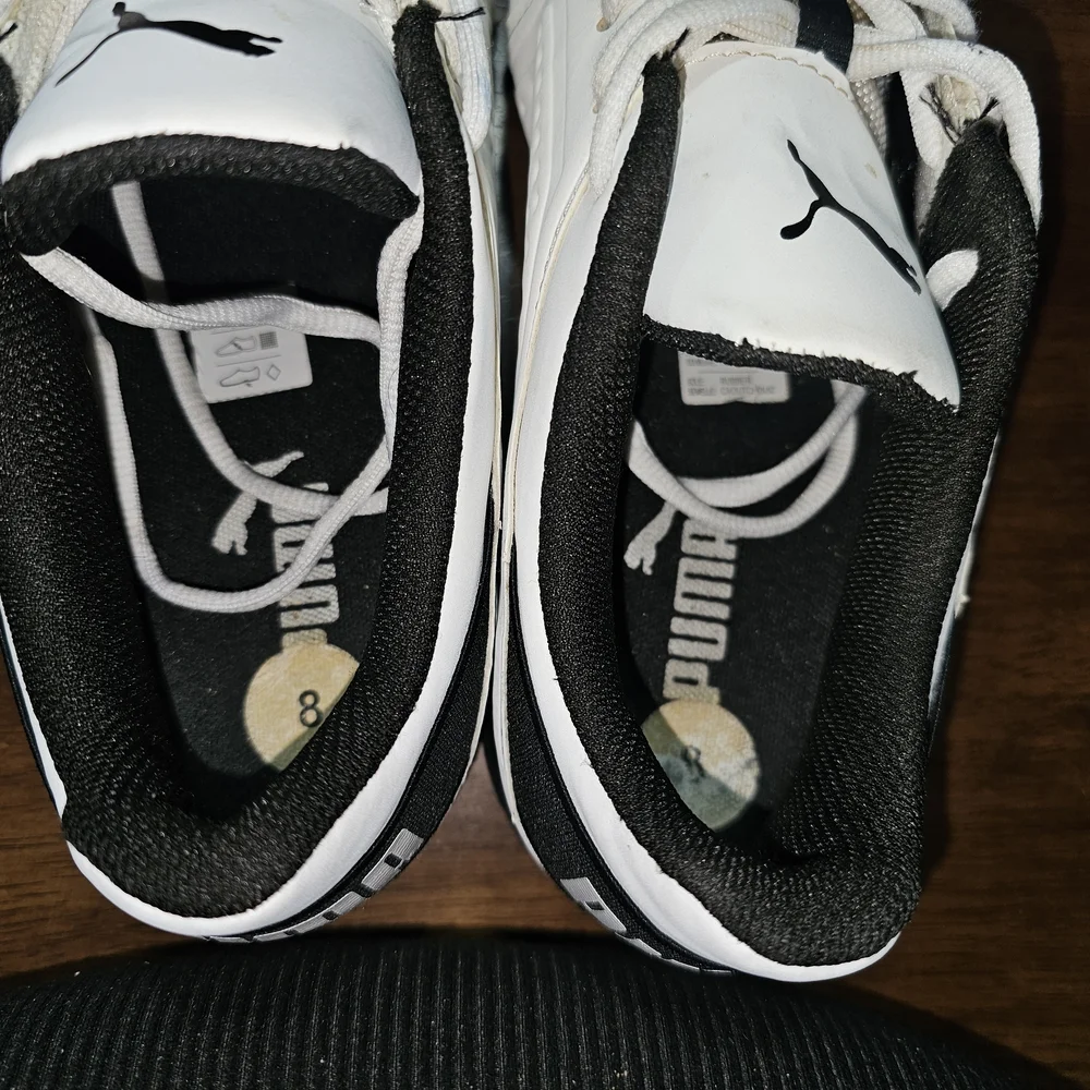 Puma | Shoes | Puma Mens White Athletic Shoes With Black Details | Poshmark